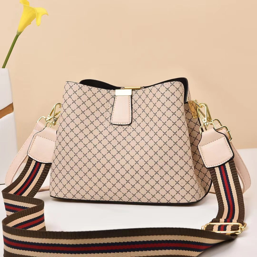 7005 GESSY CROSSBODY BAG – Gessy UK